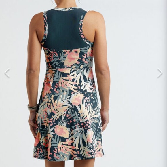 Title nine | Dresses | Title Nine Boss Dress Madagascar Womens Sz ...